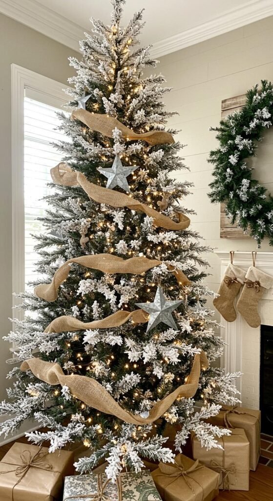 26 Gorgeous Snowy Christmas Tree Ideas for a Frosty Wonderland – Magcella